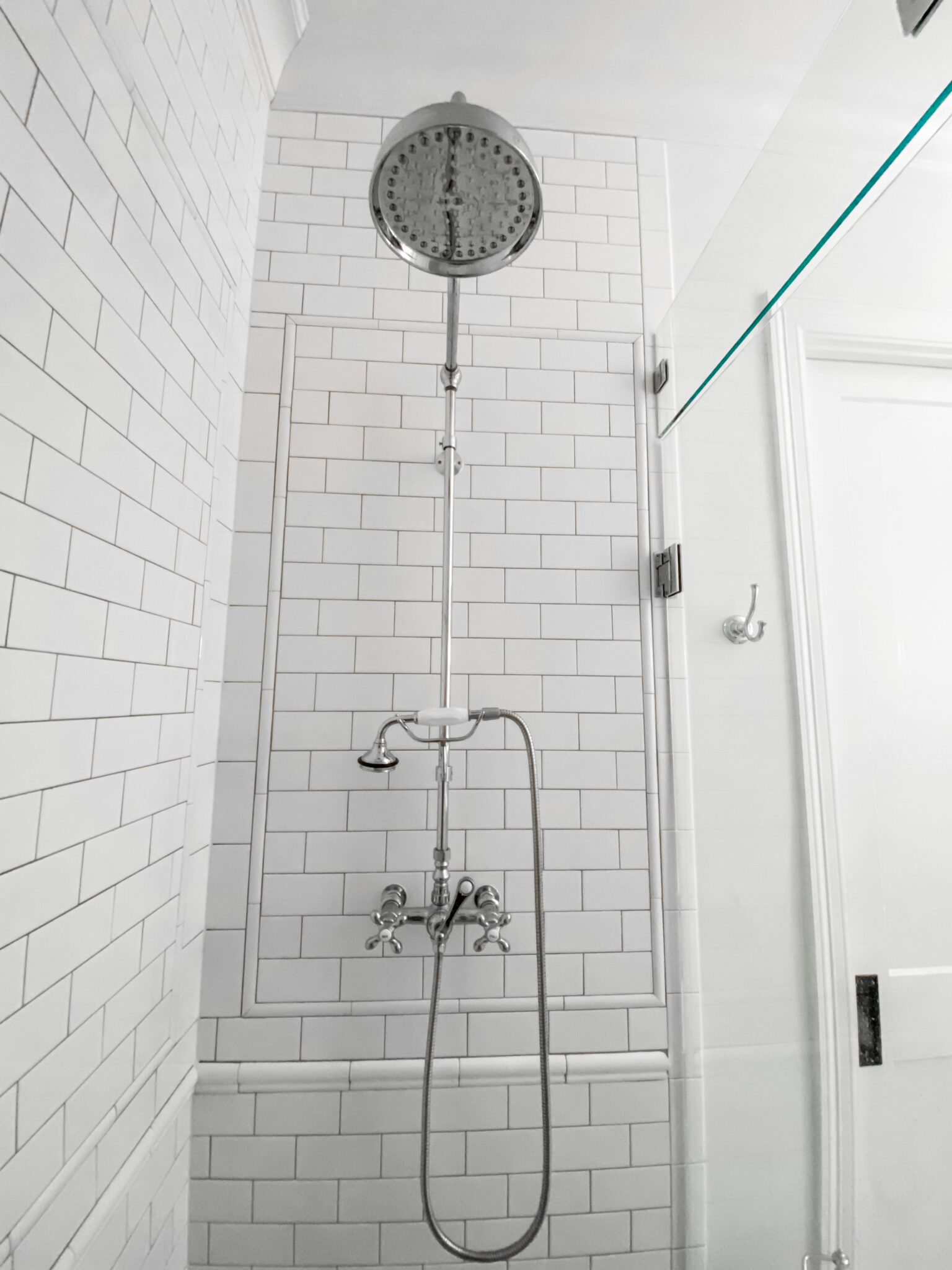 My Favorite Bathtub & Bathroom Fixtures - House of Hargrove